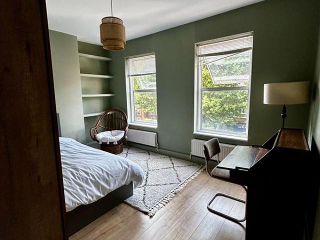 Room at Voss Street, Greater London