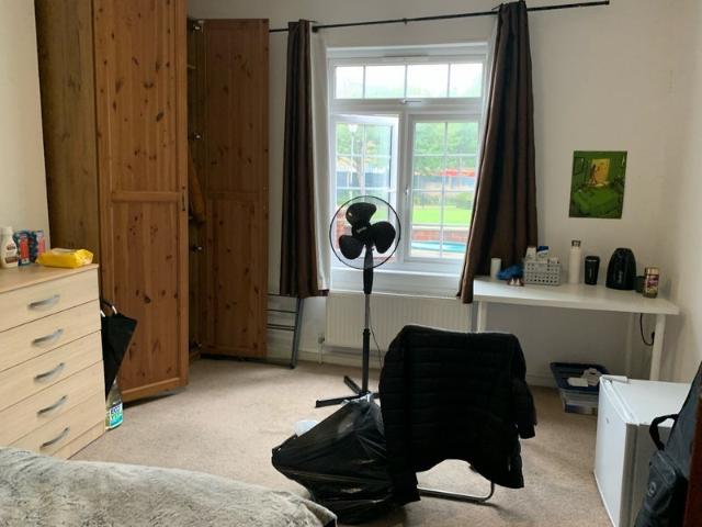 Room at Wulfstan Street, Greater London