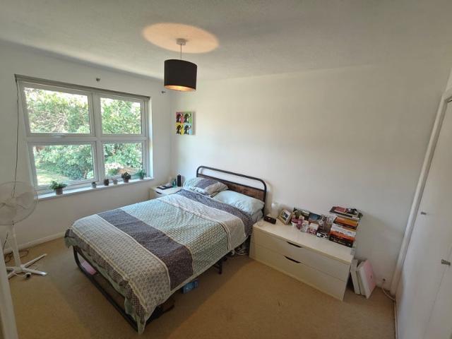 Room at Wycherley Close, Greater London