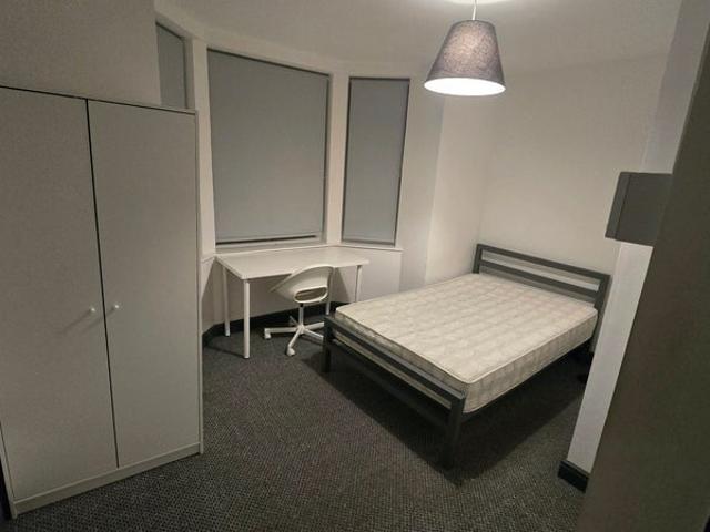 Room at Wycliffe Grove, Nottingham