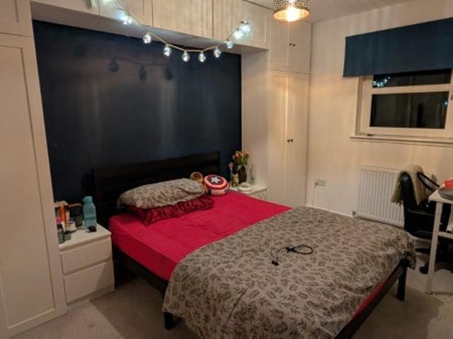Room at Wymet Gardens, Millerhill