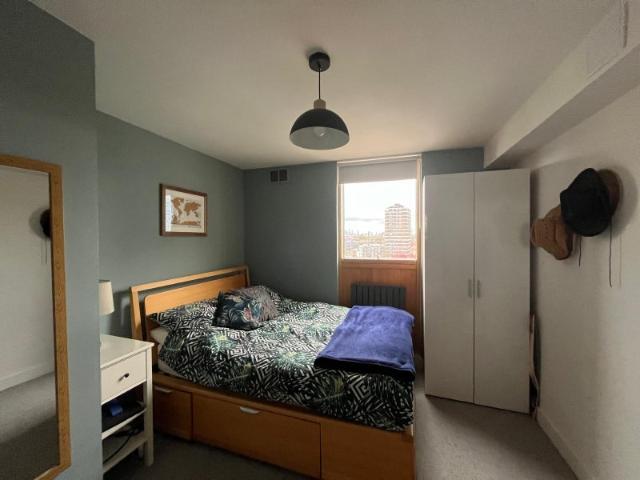 Room at Wyndham Road, Greater London