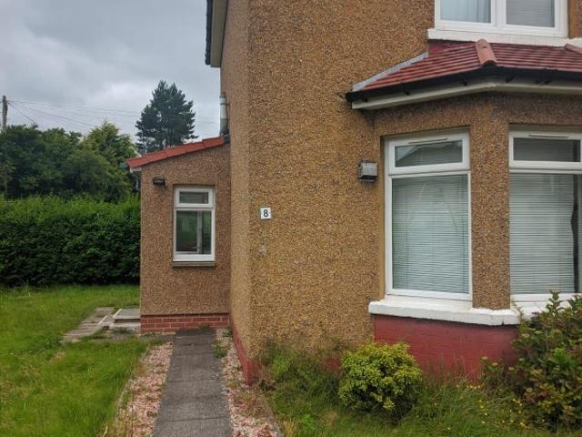 Room at Wyvil Avenue, Glasgow