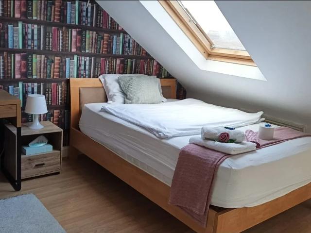 Room at Wadeville Avenue, Greater London