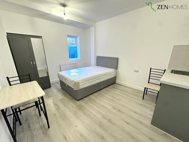 Room at Wadham Road, Greater London