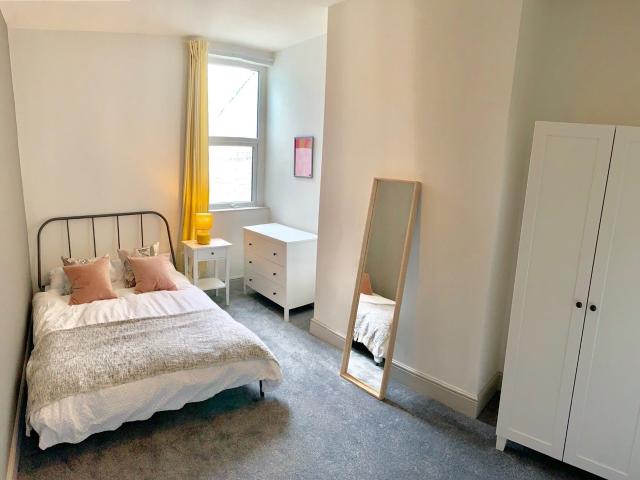 Room at Wadham Road, Portsmouth