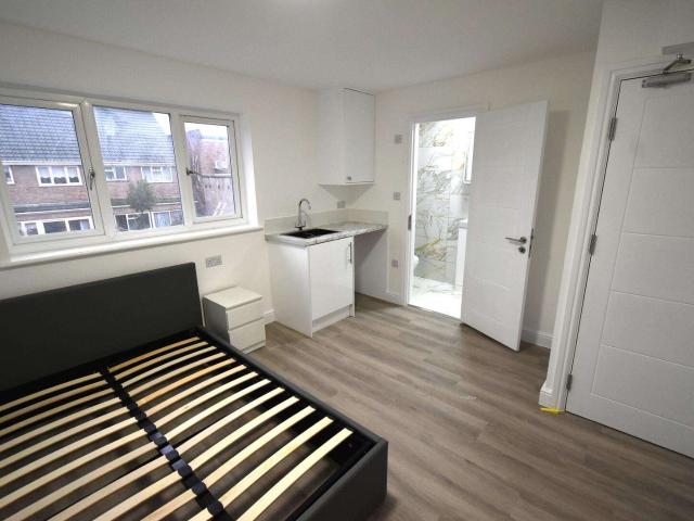 Room at Waid Close, Dartford