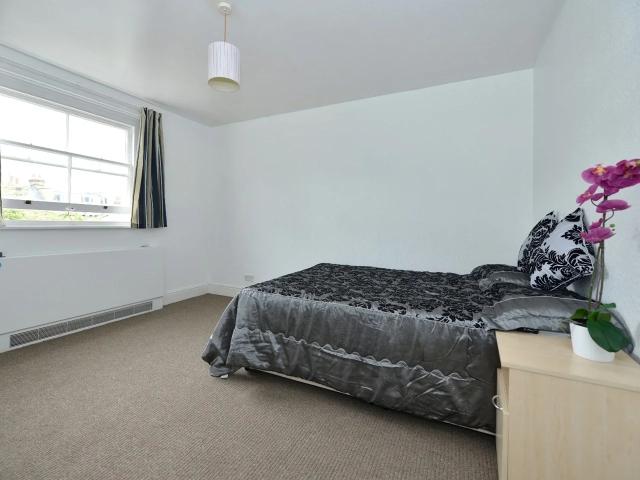 Room at Waldemar Road, Greater London