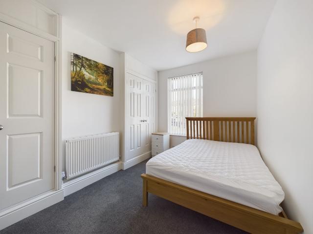 Room at Walkley Lane, Sheffield