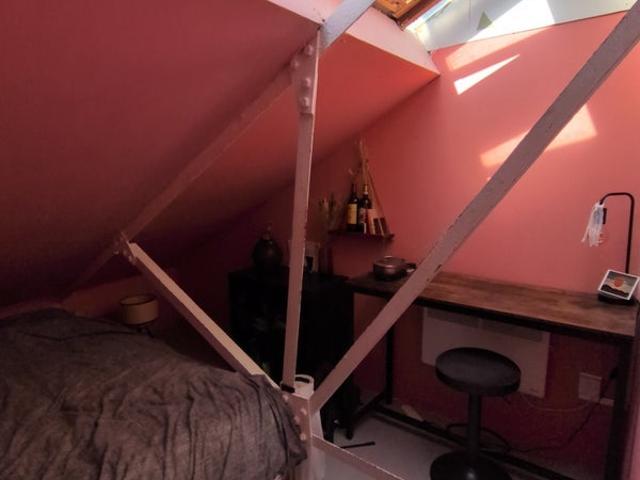 Room at Wallis Road, Greater London
