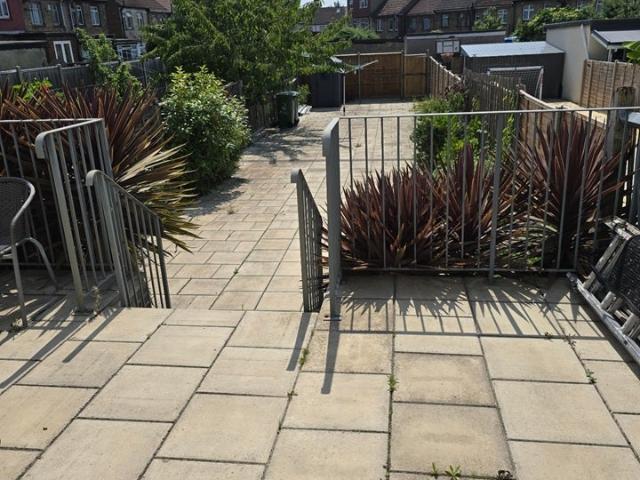 Room at Walrond Avenue, Greater London