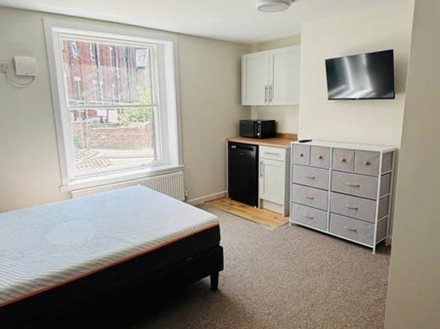 Room at Walton's Parade, Preston