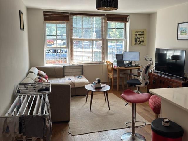 Room at Wandsworth Road, Greater London