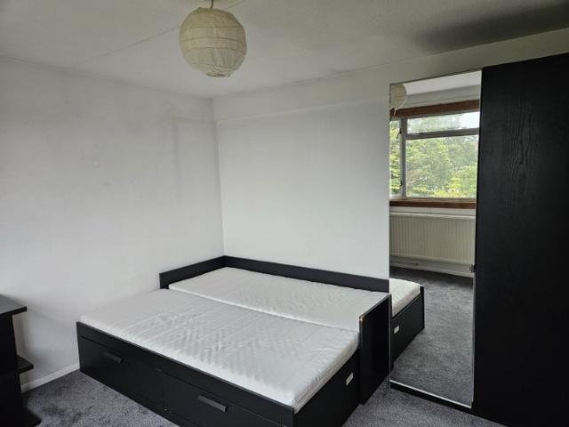 Room at Wanstead Lane, Greater London