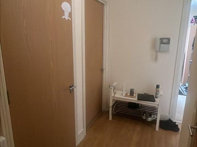 Room at Washington Street, Birmingham