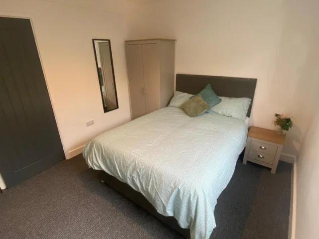 Room at Warmsworth Road, Doncaster