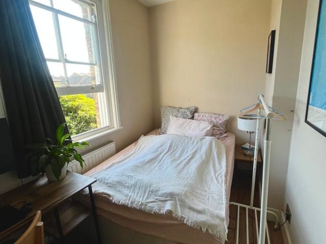 Room at Warneford Street, Greater London