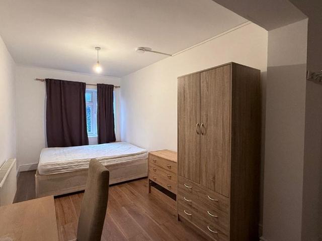 Room at Warner Road, London
