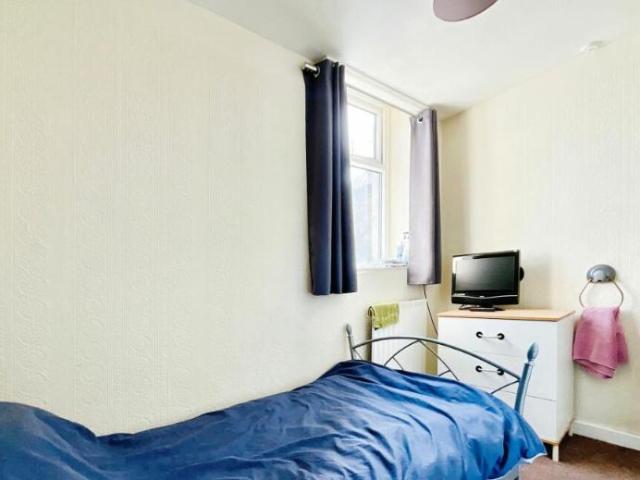 Room at Ward Street, Burnley