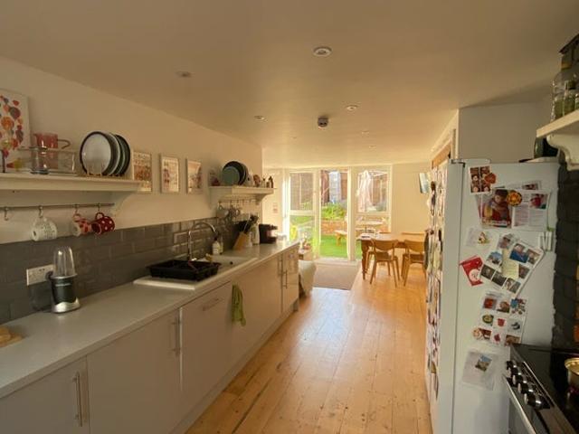 Room at Warden Road, Bristol