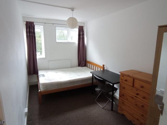 Room at Warden Road, Greater London