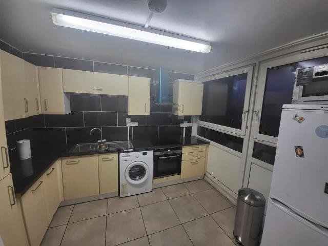 Room at Warham Street, Greater London