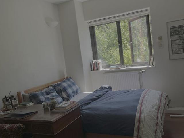 Room at Warltersville Road, Greater London