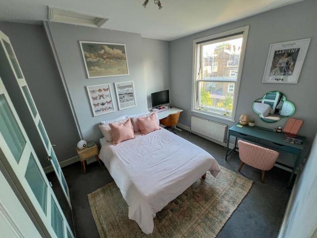 Room at Warlock Road, City of Westminster