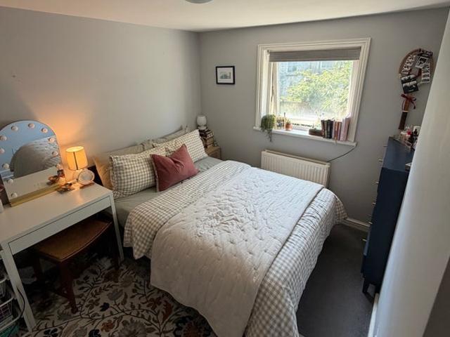 Room at Warlock Road, City of Westminster