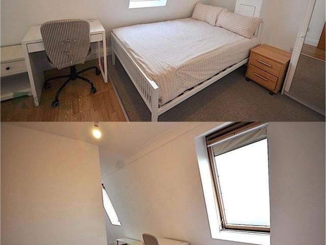 Room at Warren Street, Greater London