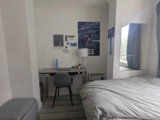 Room at Warren Street, Greater London