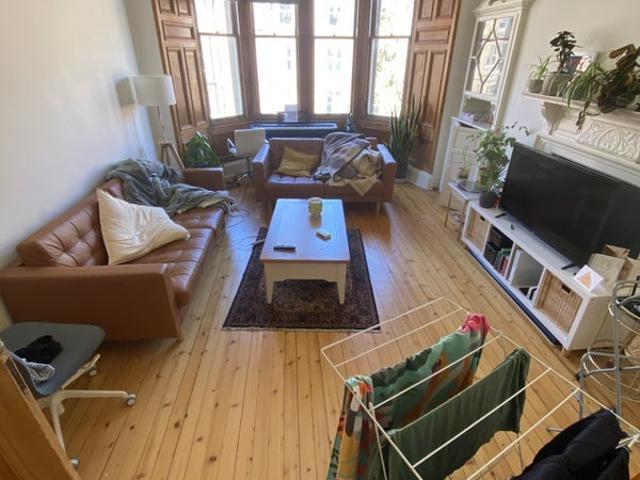 Room at Warrender Park Road, City of Edinburgh