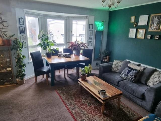 Room at Warriston Crescent, Glasgow