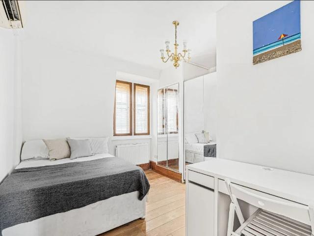 Room at Warwick House Street, City of Westminster