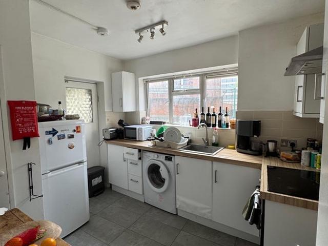 Room at Warwick Way, City of Westminster