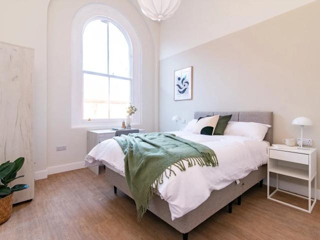 Room at Watnall Road, Ashfield