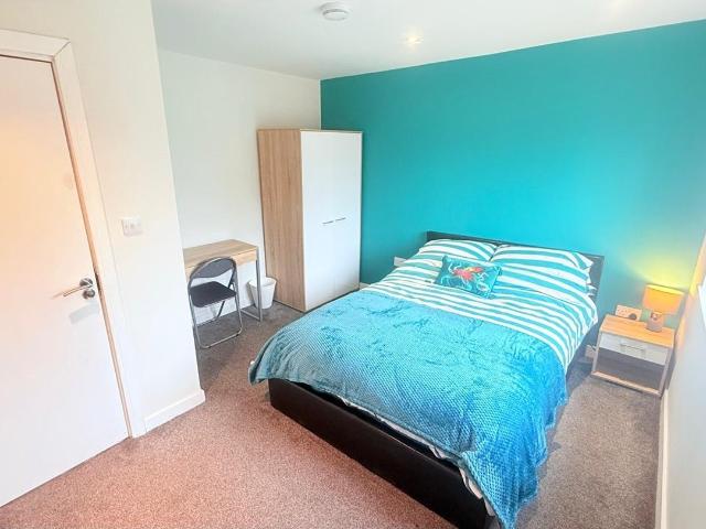 Room at Watergall, Peterborough