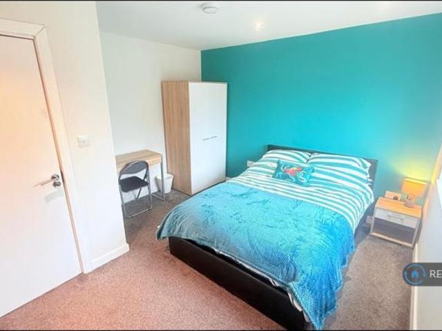 Room at Watergall, Peterborough