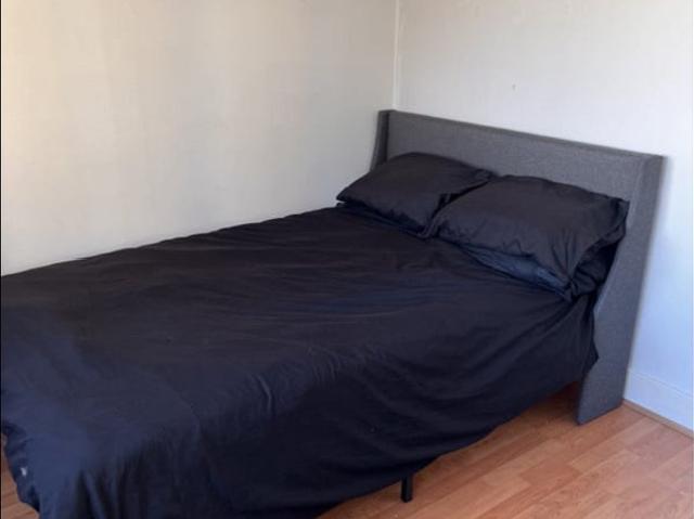 Room at Waterloo Bridge, Greater London
