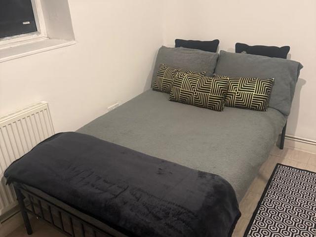 Room at Waterloo Bridge, Greater London