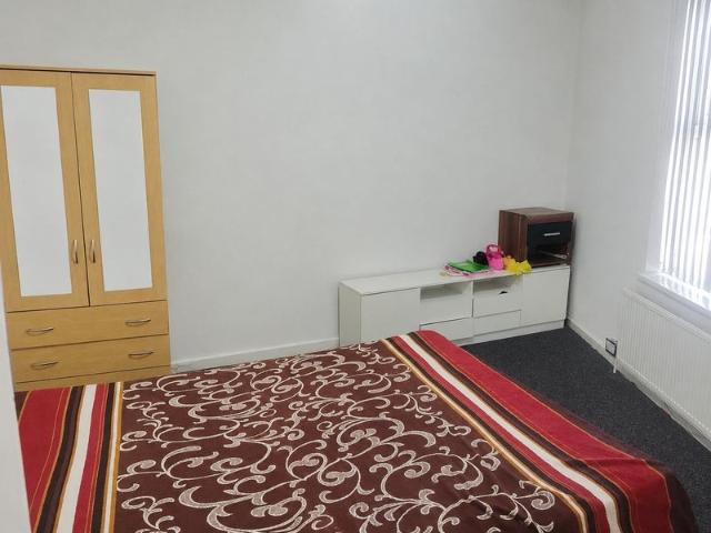 Room at Waterloo Road, Sandwell