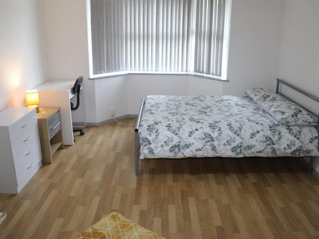 Room at Waterside Close, Birmingham