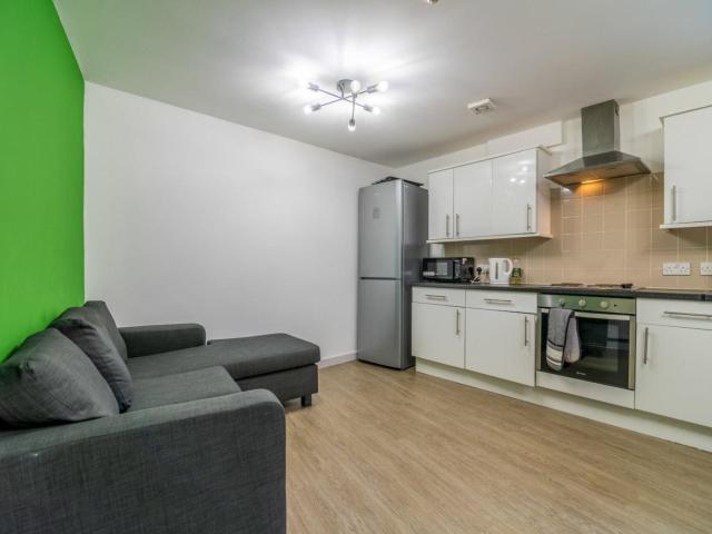 Room at Waterworks Road, Birmingham