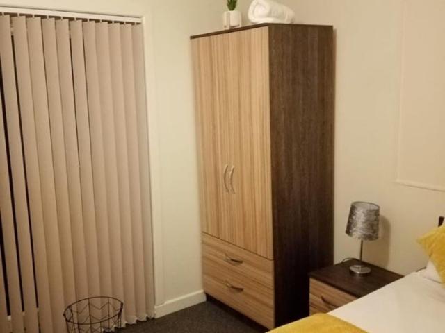 Room at Waterworks Road, Birmingham