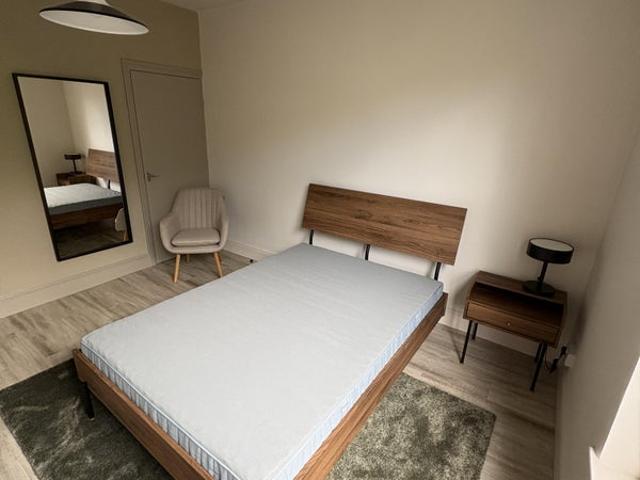 Room at Wath Road, Sheffield