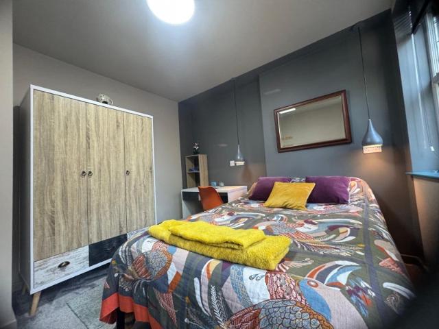 Room at Watson Road, Bassetlaw