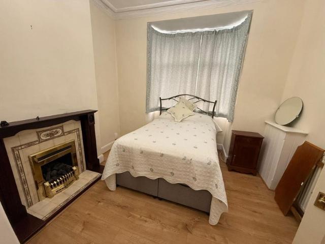 Room at Watt Road, Birmingham