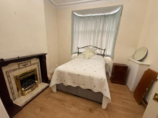 Room at Watt Road, Birmingham