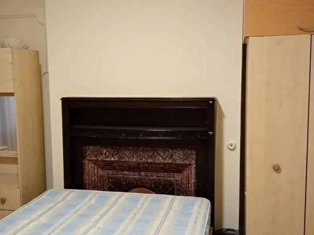 Room at Wavendon Avenue, Greater London