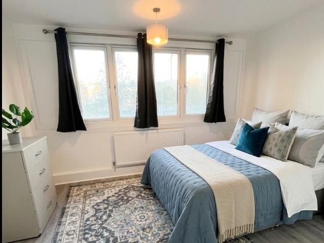 Room at Waynflete Square, Greater London